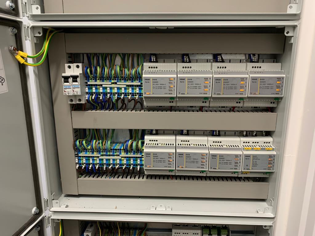 AUTOMATION LIGHTING GERRAD CROSS - Local Electricians - Indigo Electrical